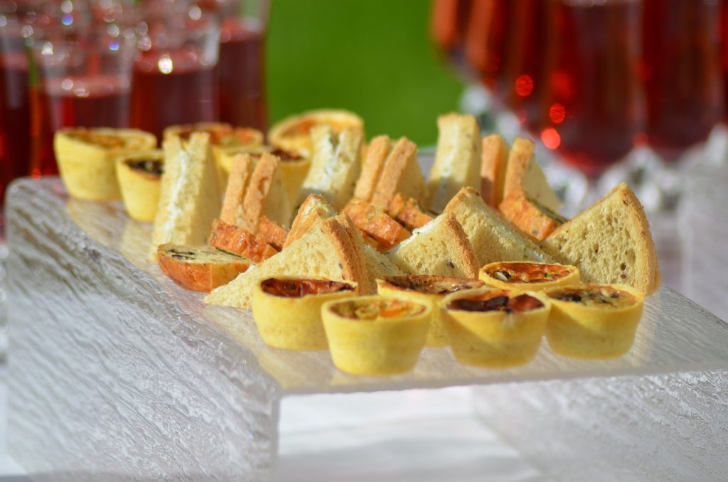 5 astuces pour embellir vos buffets froids - Planete-Buzz